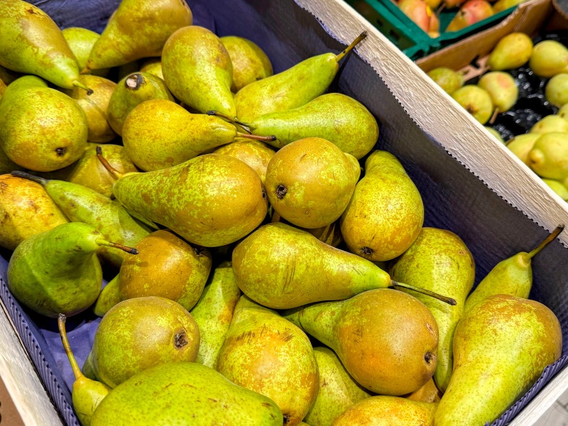 A Box Full of Ripe Pears Jigsaw Puzzle